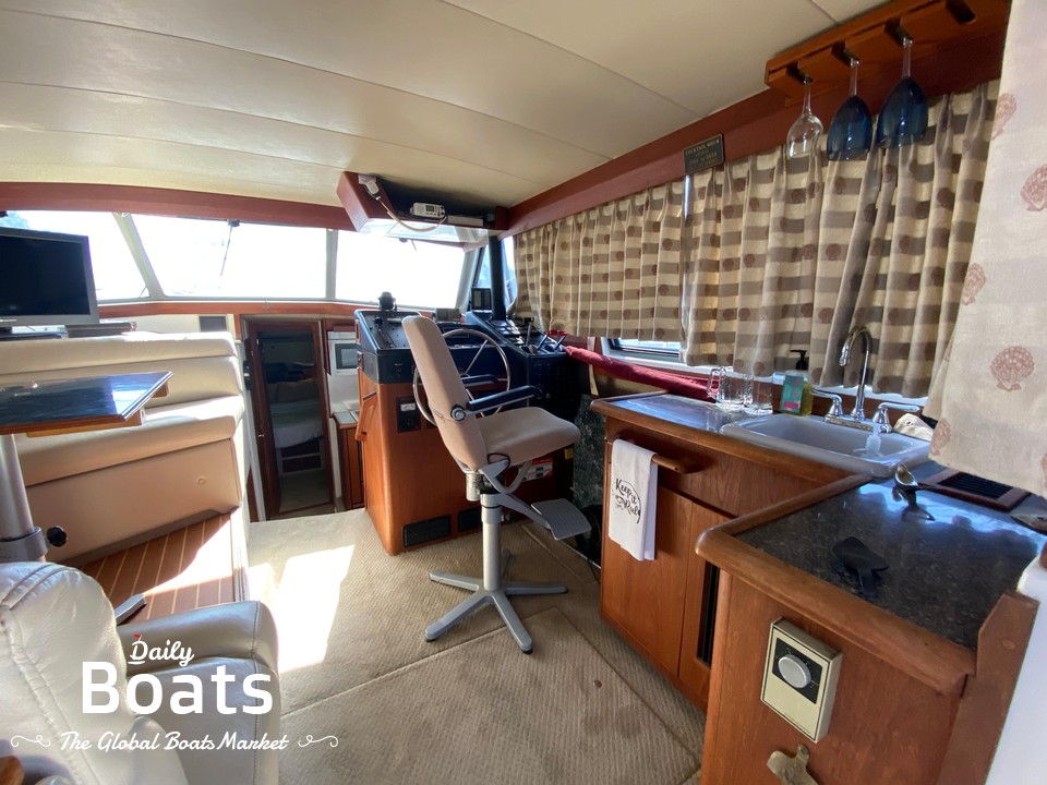 1989 Bayliner 3888 Motoryacht for sale. View price, photos and Buy 1989 ...