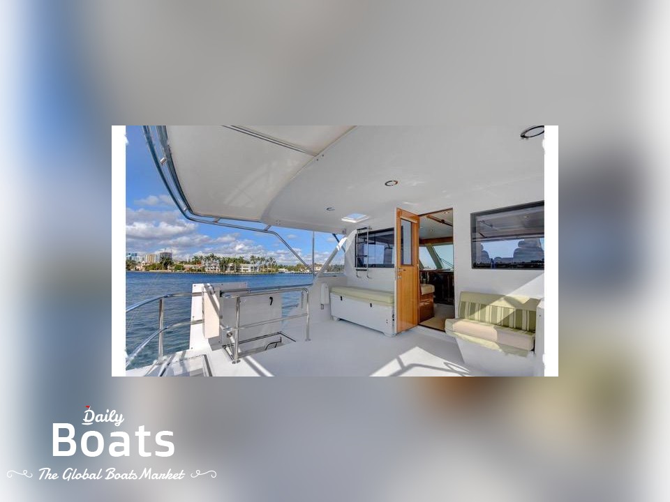 2002 Hatteras 86 Convertible for sale. View price, photos and Buy 2002 ...