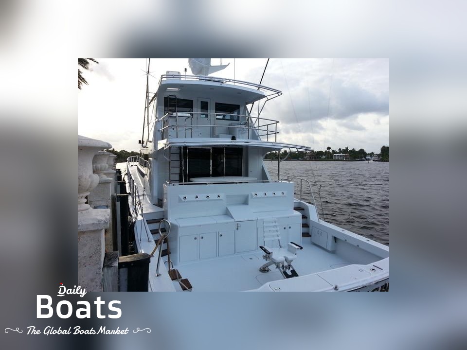 2002 Hatteras 86 Convertible for sale. View price, photos and Buy 2002 ...