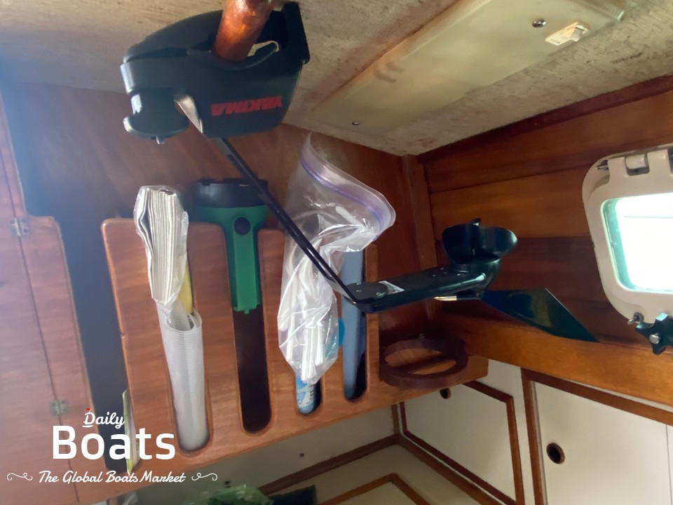 1984 Douglas 32 for sale. View price, photos and Buy 1984 Douglas 32 ...