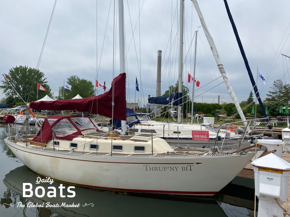 1984 Douglas 32 for sale. View price, photos and Buy 1984 Douglas 32 ...