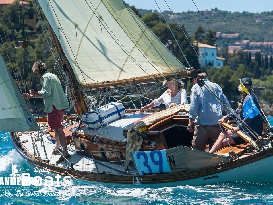 1937 Berthon 8 Ton Gauntlet for sale. View price, photos and Buy 1937 ...