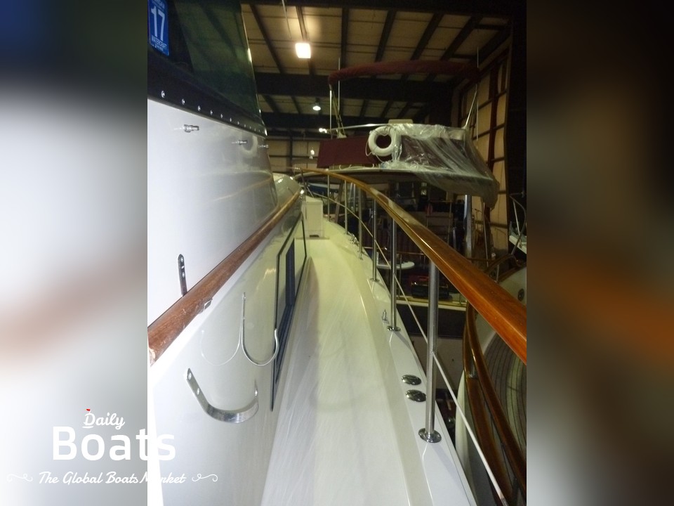 1985 Hatteras 53 Extended Deckhouse Motor Yacht for sale. View price ...