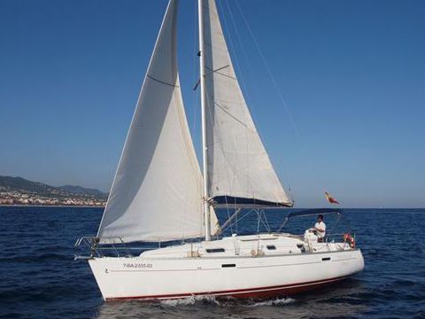 2001 Beneteau Oceanis 331 for sale. View price, photos and Buy 2001 ...