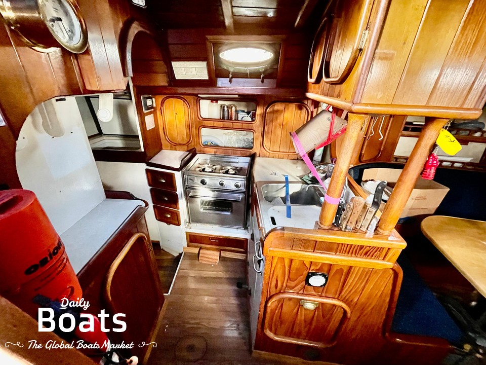 1986 Bruce Roberts 40 for sale. View price, photos and Buy 1986 Bruce ...