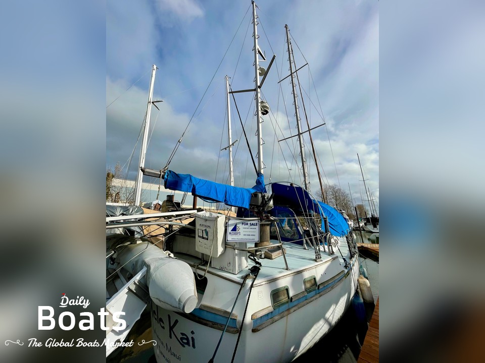 1986 Bruce Roberts 40 for sale. View price, photos and Buy 1986 Bruce ...