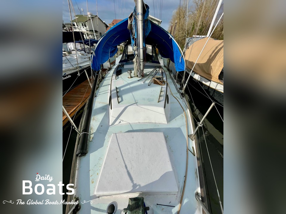 1986 Bruce Roberts 40 for sale. View price, photos and Buy 1986 Bruce ...
