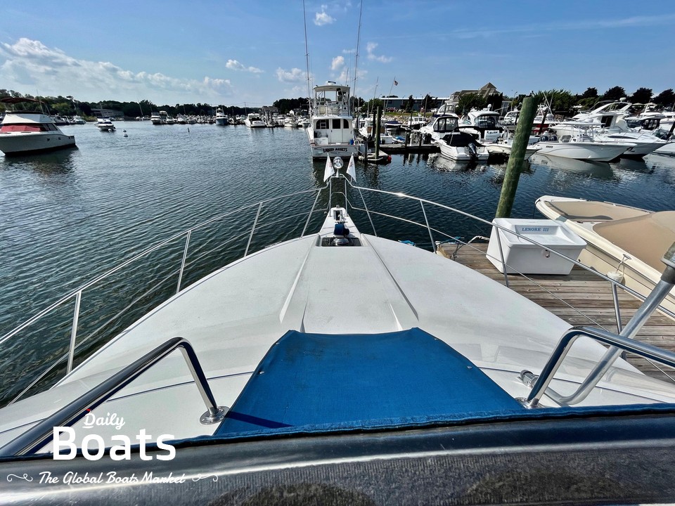 1989 Carver 38 Santego for sale. View price, photos and Buy 1989 Carver ...