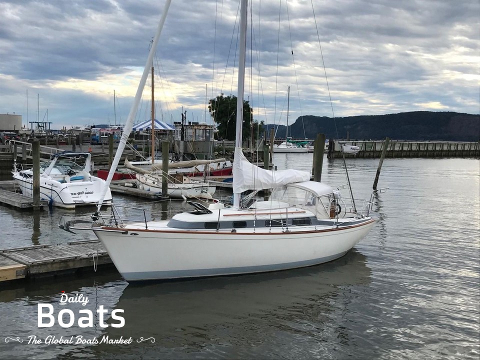 1978 Pearson 323 for sale. View price, photos and Buy 1978 Pearson 323 ...