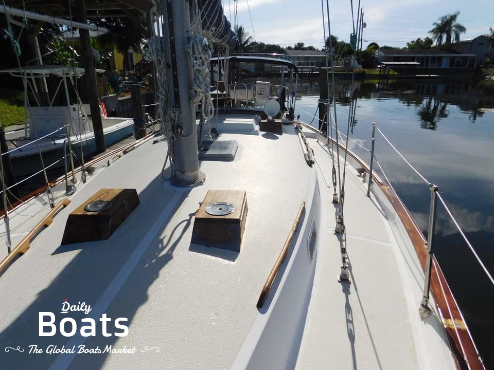 1984 Morgan 384 Masthead Sloop for sale. View price, photos and Buy ...