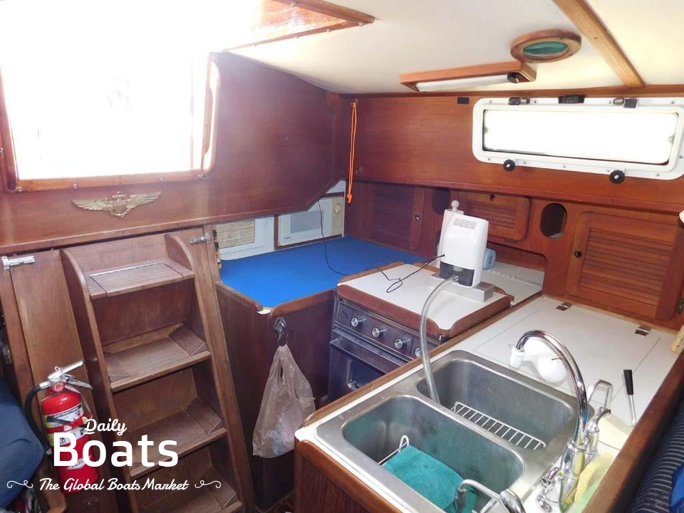 1984 Morgan 384 Masthead Sloop for sale. View price, photos and Buy ...