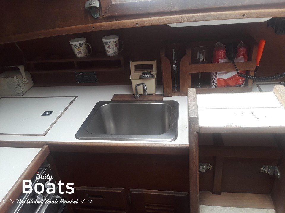 1975 Willard Marine 8 Ton for sale. View price, photos and Buy 1975 ...