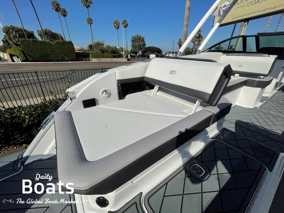 2022 Cobalt R8 Outboard for sale. View price, photos and Buy 2022 ...