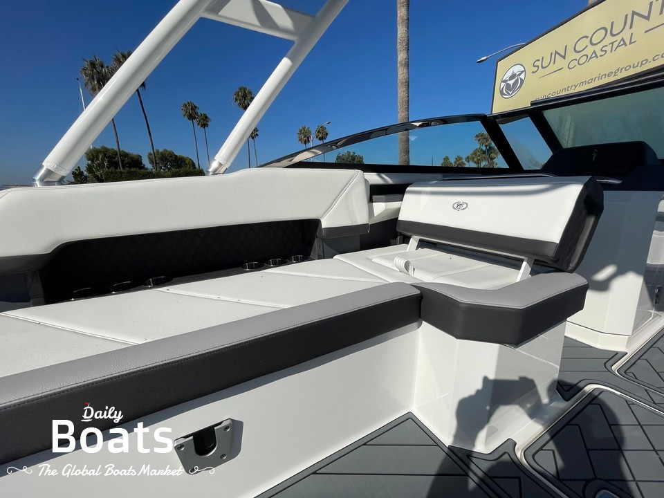 2022 Cobalt R8 Outboard for sale. View price, photos and Buy 2022 ...