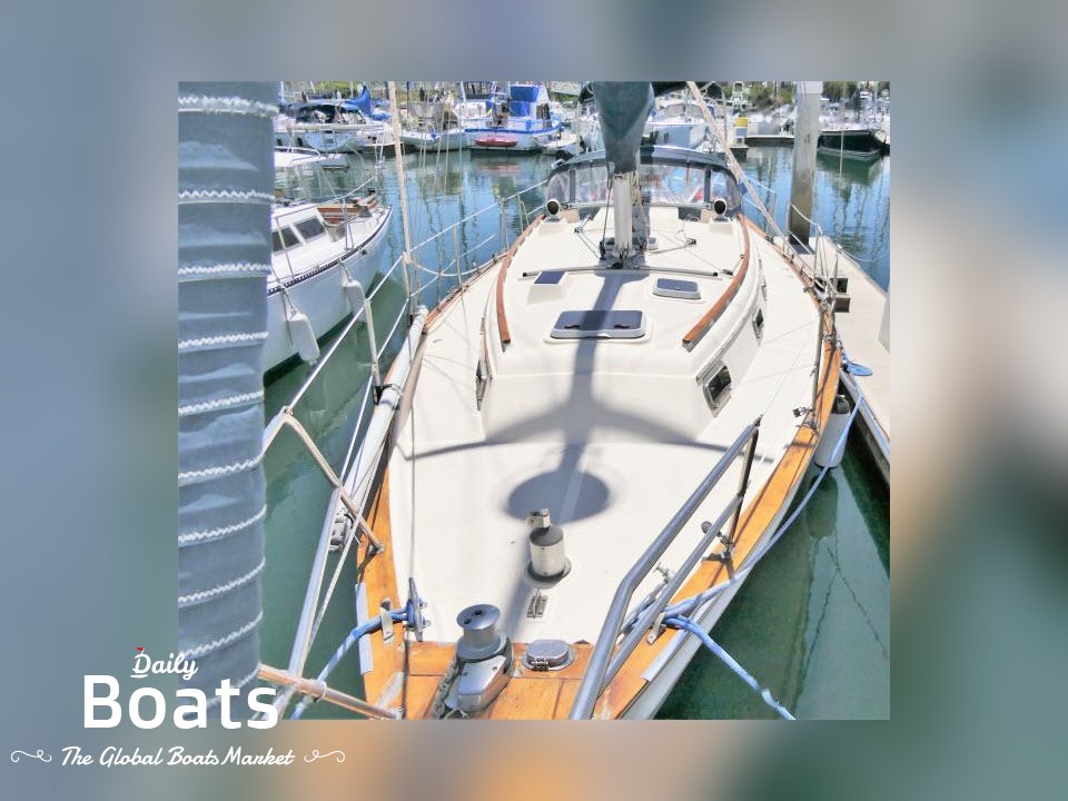 1990 Island Packet 35 for sale. View price, photos and Buy 1990 Island ...