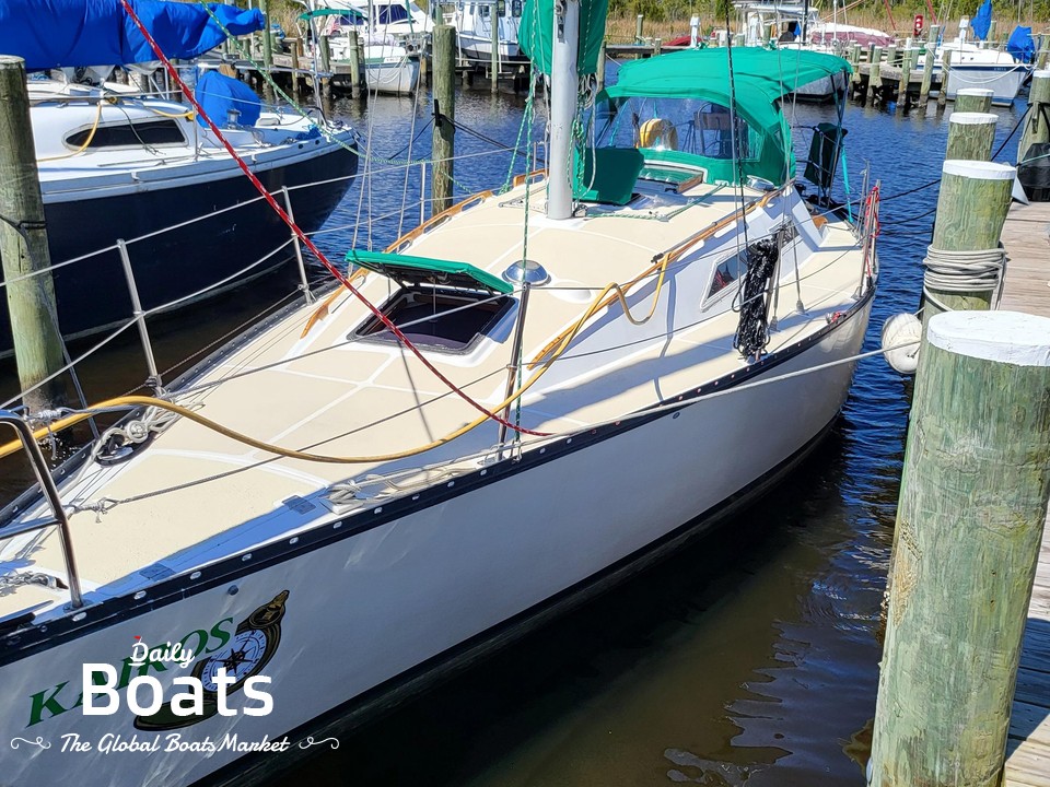 1977 Hunter 33 for sale. View price, photos and Buy 1977 Hunter 33 #317721