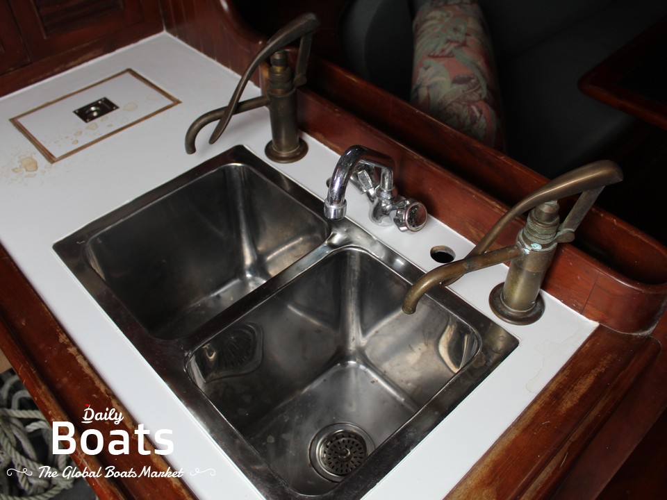 1982 Hans Christian Union 36 for sale. View price, photos and Buy 1982 ...