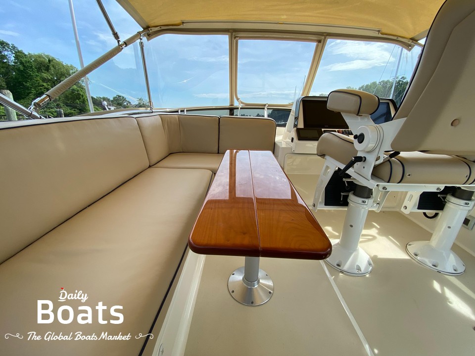 2017 Sabre 48 Flybridge for sale. View price, photos and Buy 2017 Sabre ...