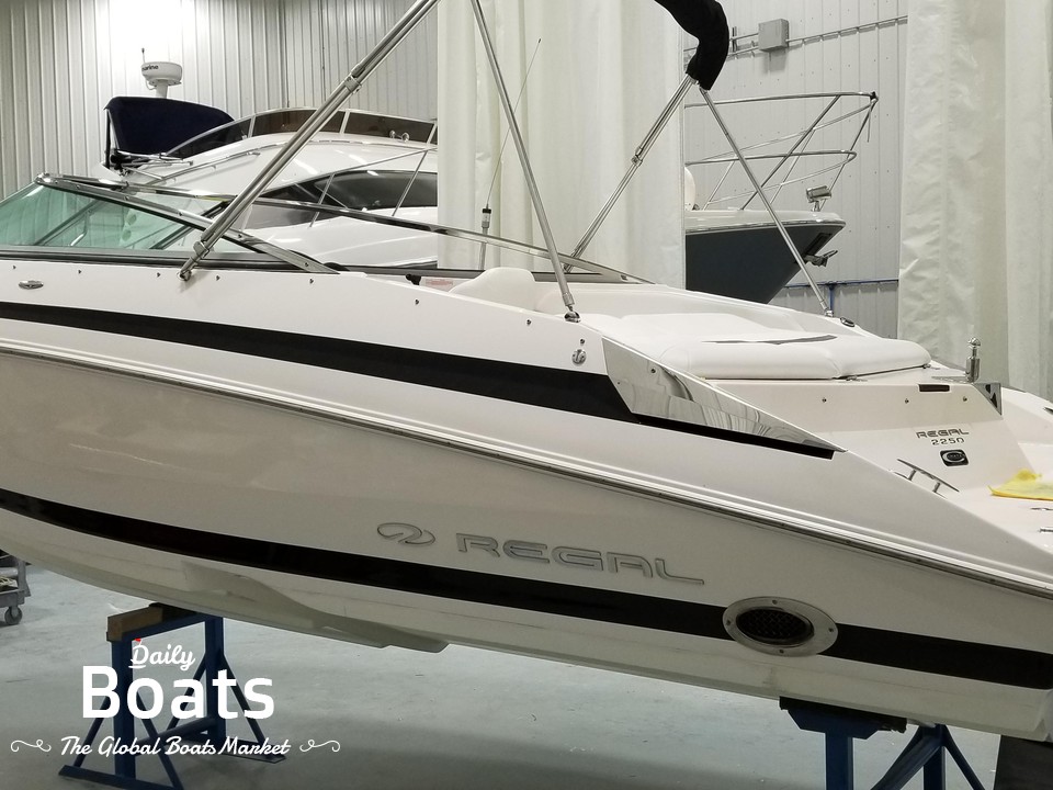 2005 Regal 2250 Cuddy for sale. View price, photos and Buy 2005 Regal ...