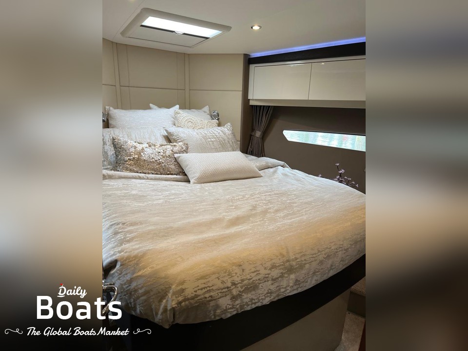 2017 Carver C40 Command Bridge for sale. View price, photos and Buy ...