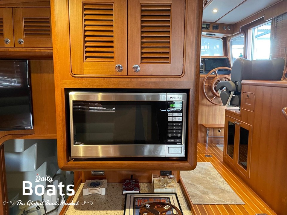 2016 Helmsman Trawlers 38 Pilothouse for sale. View price, photos and ...