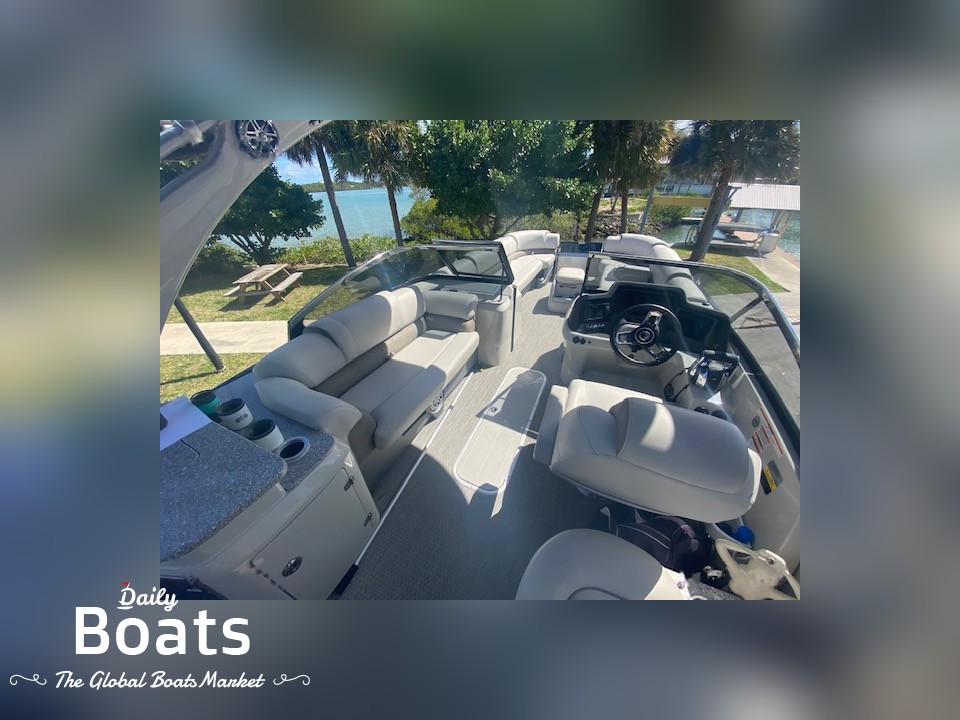 2020 Avalon Luxury Pontoons 27' Excalibur Twin Elite for sale. View ...