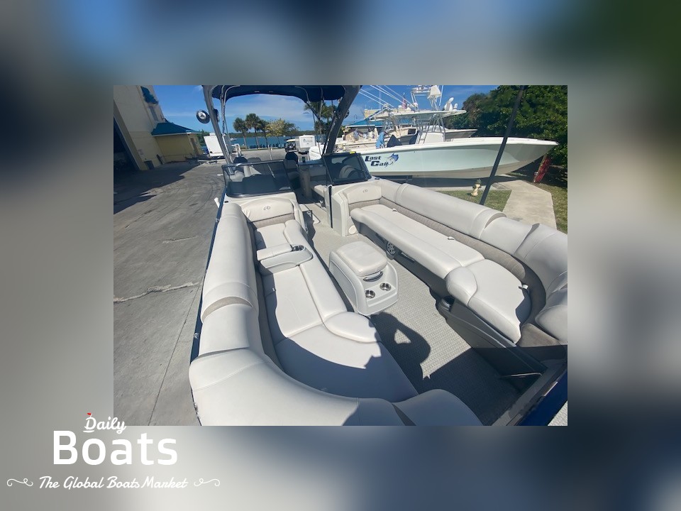 2020 Avalon Luxury Pontoons 27' Excalibur Twin Elite for sale. View ...