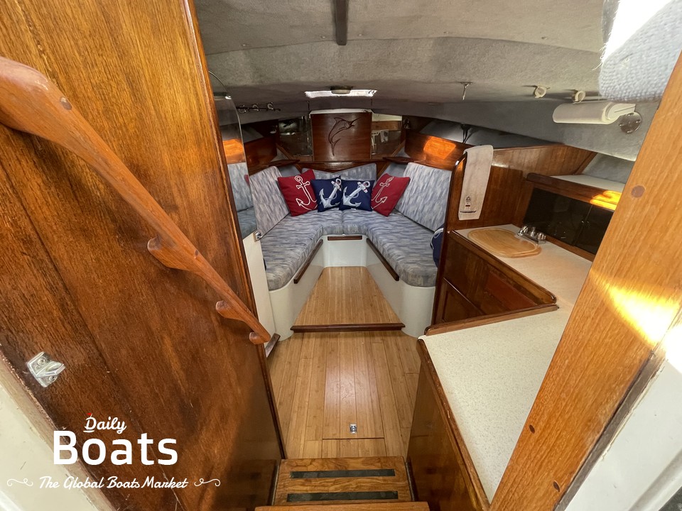 1989 Rampage 31 for sale. View price, photos and Buy 1989 Rampage 31 ...