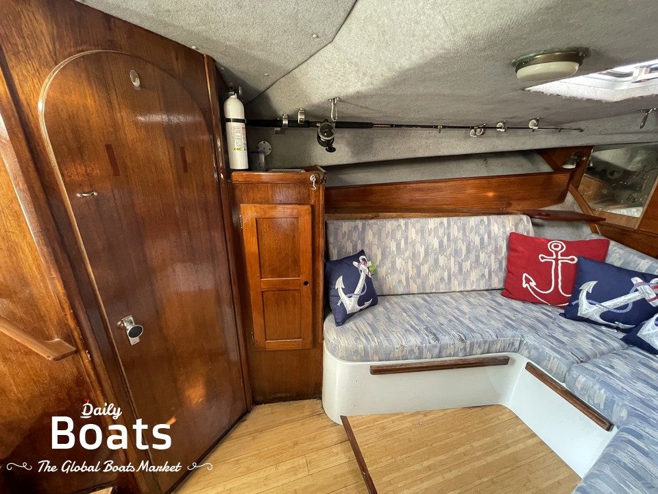 1989 Rampage 31 for sale. View price, photos and Buy 1989 Rampage 31 ...