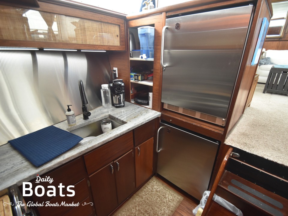 1969 Hatteras 44 Tc for sale. View price, photos and Buy 1969 Hatteras ...