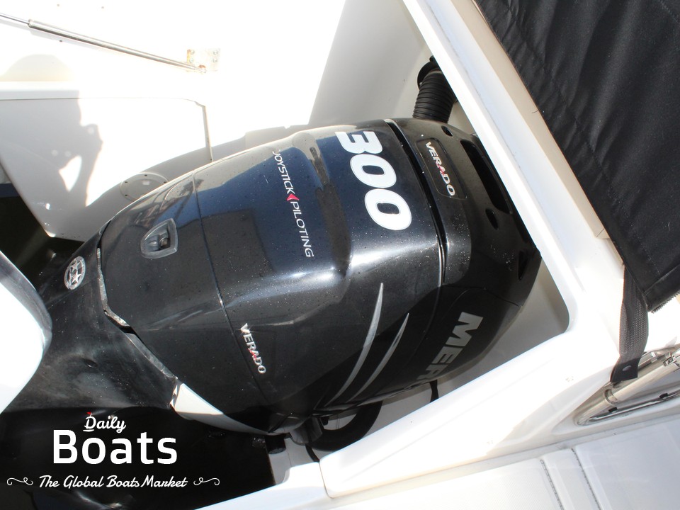 2015 Sea Ray 370 Venture for sale. View price, photos and Buy 2015 Sea ...