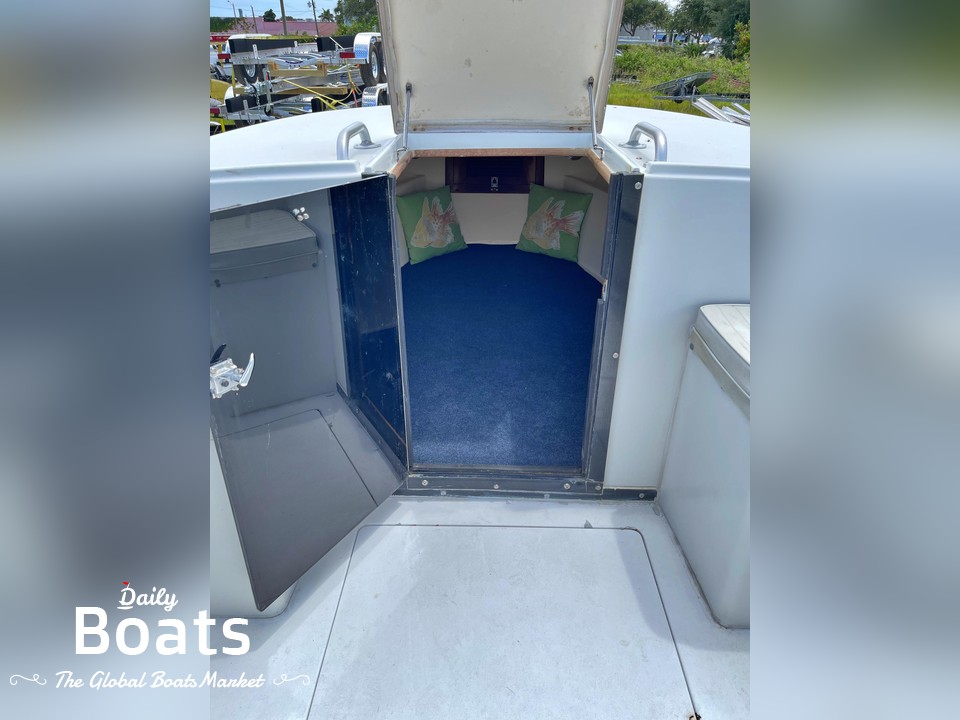 1989 Intrepid 30 Center Console Cuddy for sale. View price, photos and ...