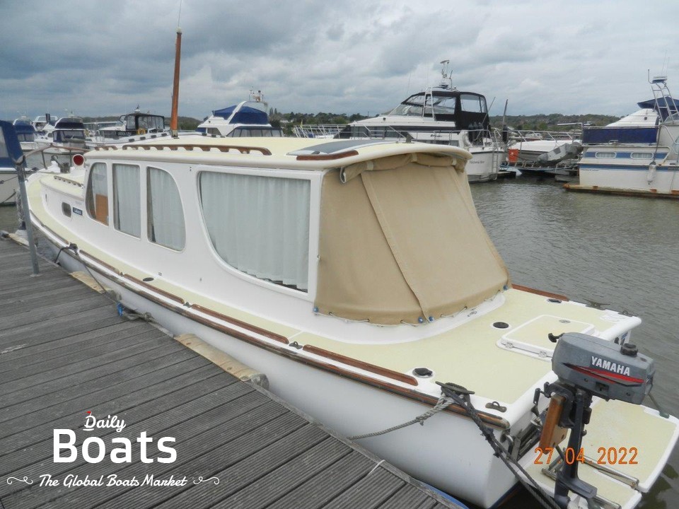 2005 Classic Logan 33 for sale. View price, photos and Buy 2005 Classic ...