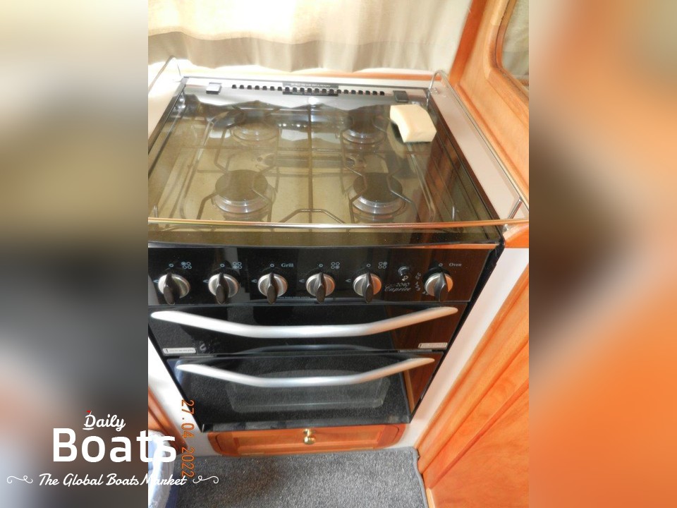 2005 Classic Logan 33 for sale. View price, photos and Buy 2005 Classic ...