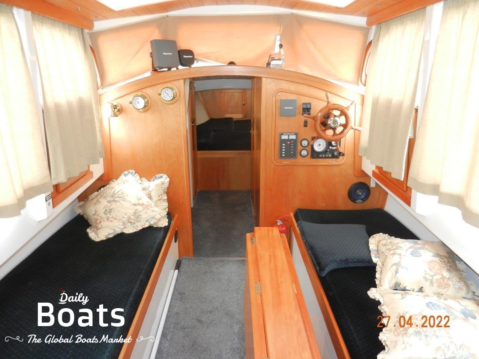 2005 Classic Logan 33 for sale. View price, photos and Buy 2005 Classic ...