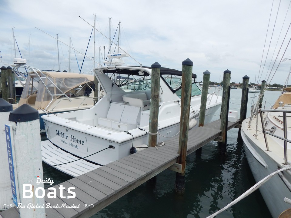 1995 Hatteras 39 Express for sale. View price, photos and Buy 1995 ...