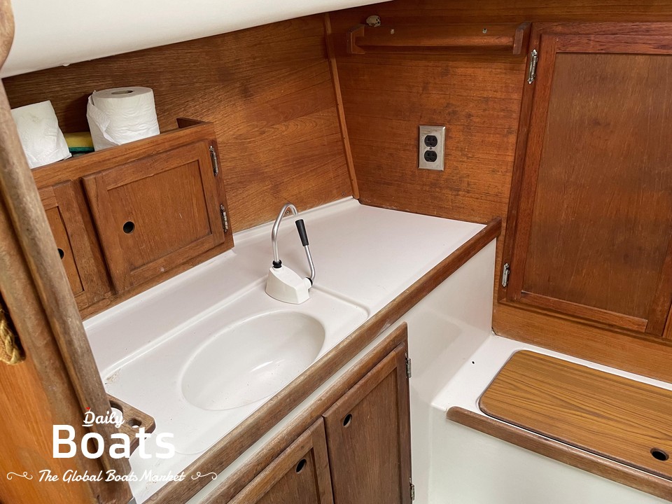 1979 Bayfield 29 for sale. View price, photos and Buy 1979 Bayfield 29 ...