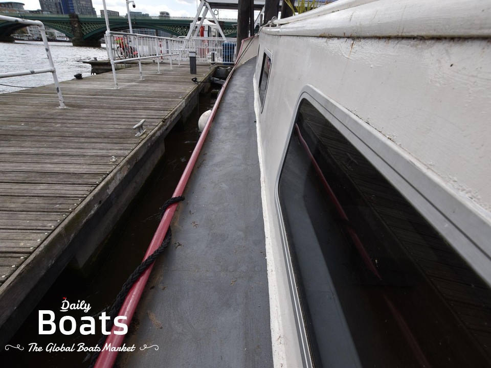 1930 Dutch Barge 20M With London Mooring for sale. View price, photos ...