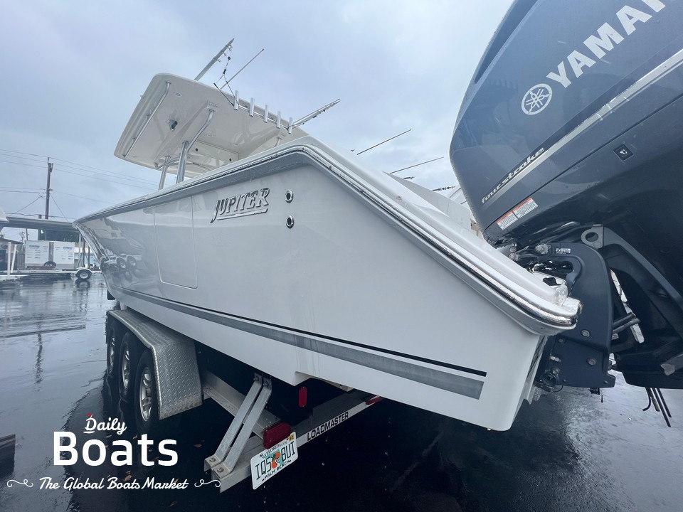 2013 Jupiter 38 for sale. View price, photos and Buy 2013 Jupiter 38 ...