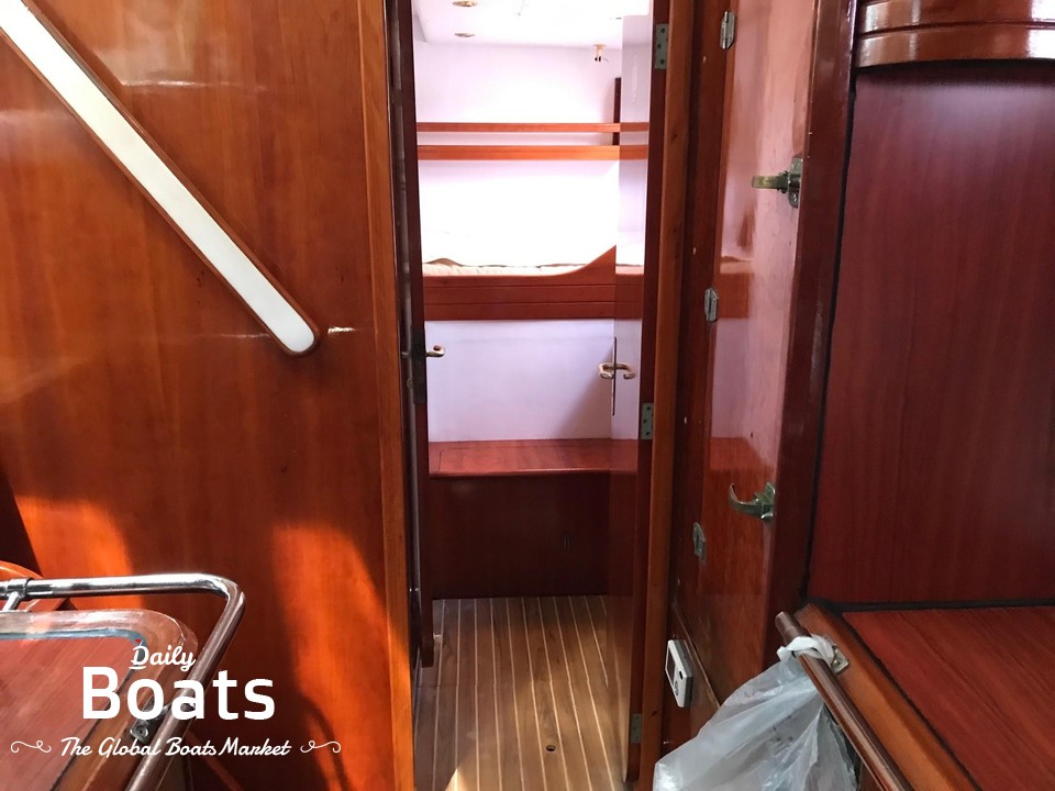 1995 Privilege 51 for sale. View price, photos and Buy 1995 Privilege ...