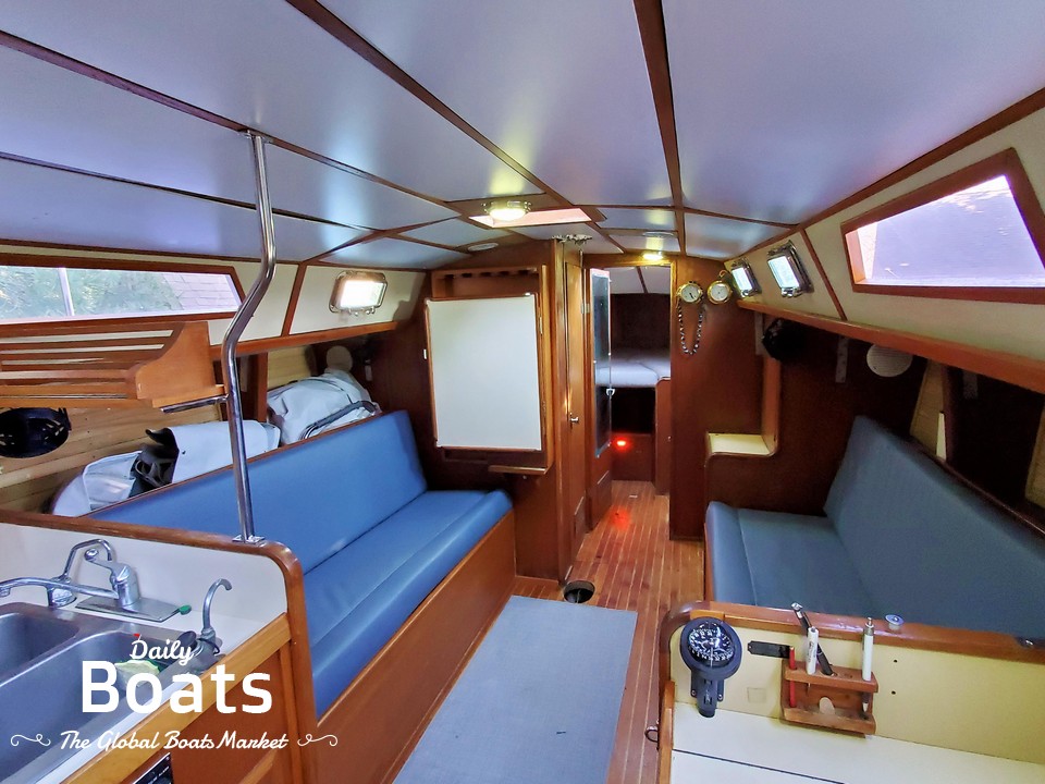 1978 Valiant Esprit 37 for sale. View price, photos and Buy 1978 ...