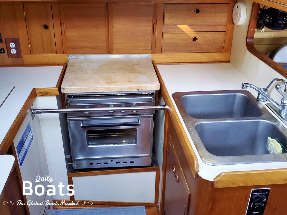 1978 Valiant Esprit 37 for sale. View price, photos and Buy 1978 ...