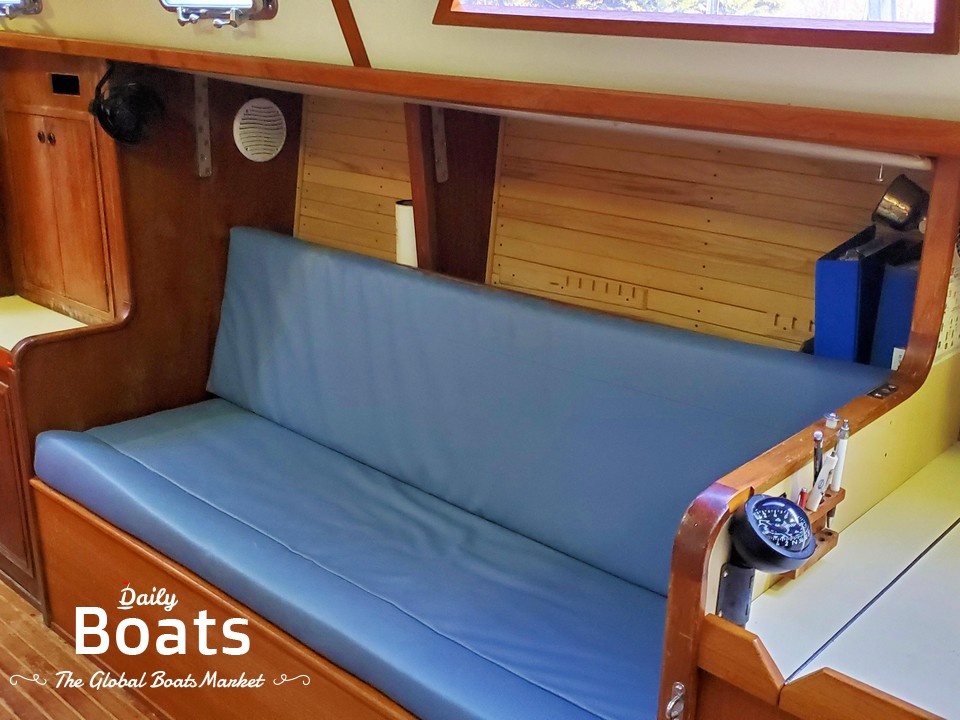 1978 Valiant Esprit 37 for sale. View price, photos and Buy 1978 ...