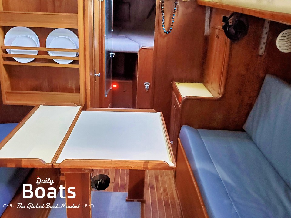 1978 Valiant Esprit 37 for sale. View price, photos and Buy 1978 ...