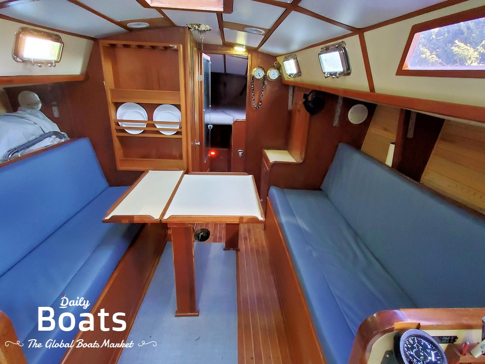 1978 Valiant Esprit 37 for sale. View price, photos and Buy 1978 ...