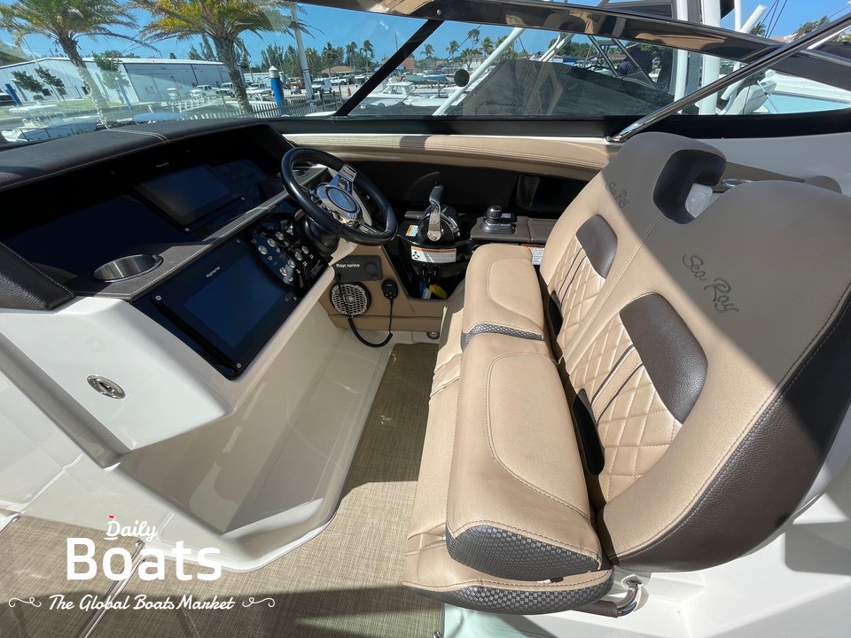 2017 Sea Ray Slx 350 Ob for sale. View price, photos and Buy 2017 Sea ...