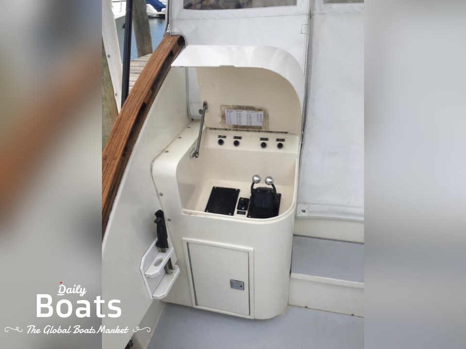 1990 Topaz 39 Royale for sale. View price, photos and Buy 1990 Topaz 39 ...