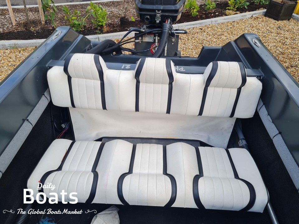 1997 Phantom 21 Mk Iii for sale. View price, photos and Buy 1997 ...