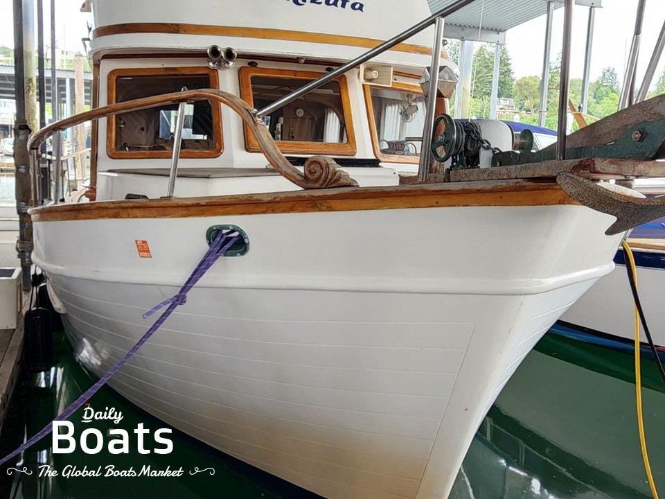 1979 Universal Marine Tri-Cabin for sale. View price, photos and Buy ...