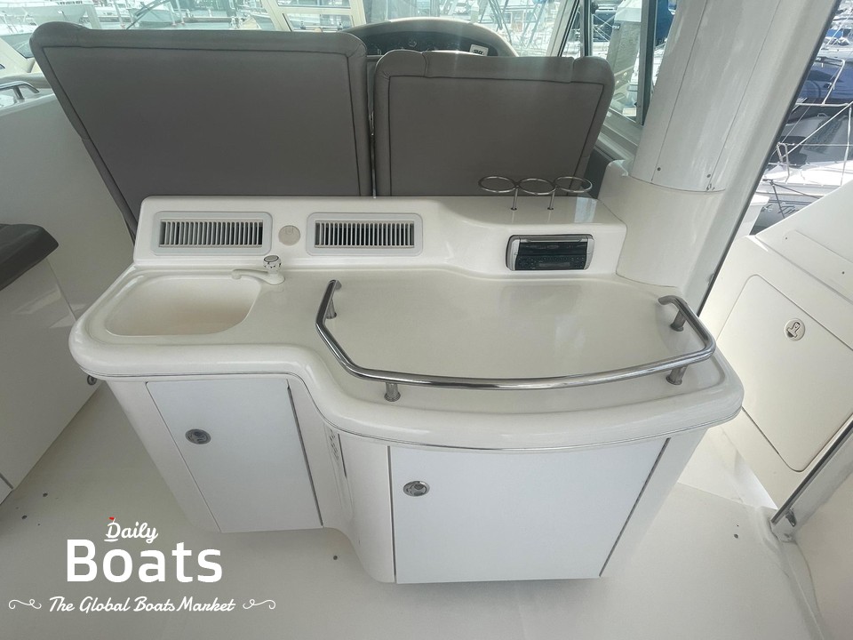 2002 Sea Ray 480 Motor Yacht za prodaju. Pogledajte cijenu, fotografije ...